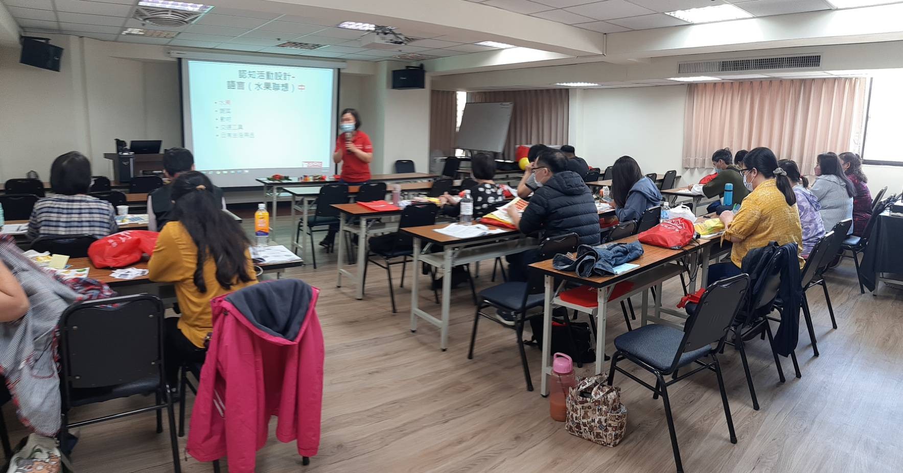 高雄場地出租感謝高雄市生活復健自立支援協會租借56人教室辦理訓練課程 高雄市教育講師職業工會的最新消息